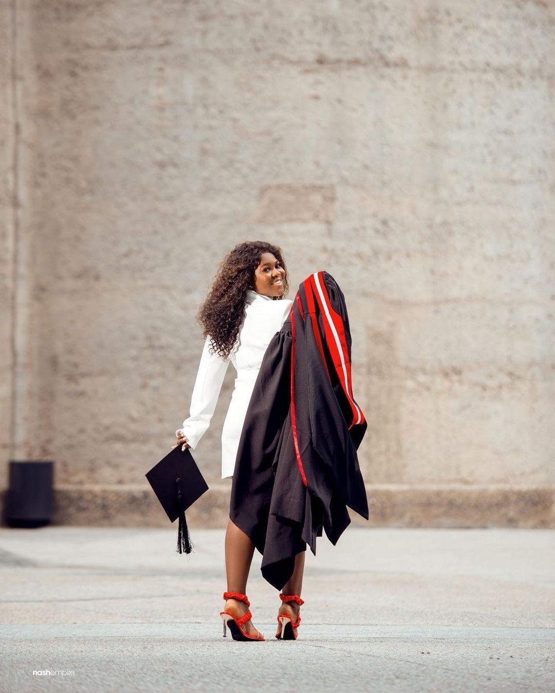 Buy Academic Apparel – Graduation Home